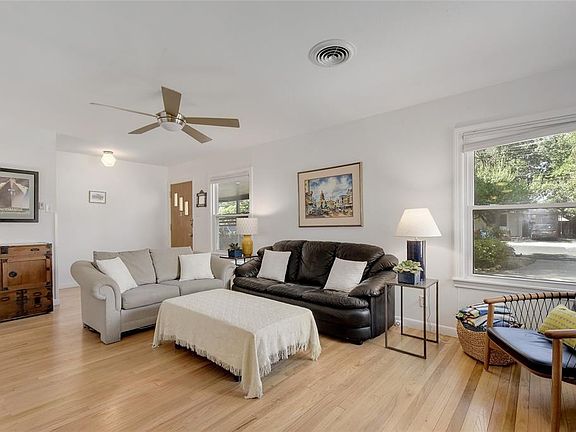900 Stark St, Austin, TX 78756 | Zillow