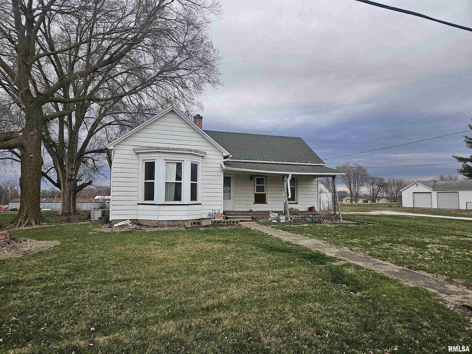 600 W Main St, Little York, IL 61453 | Zillow