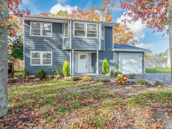 Holbrook NY Real Estate - Holbrook NY Homes For Sale | Zillow