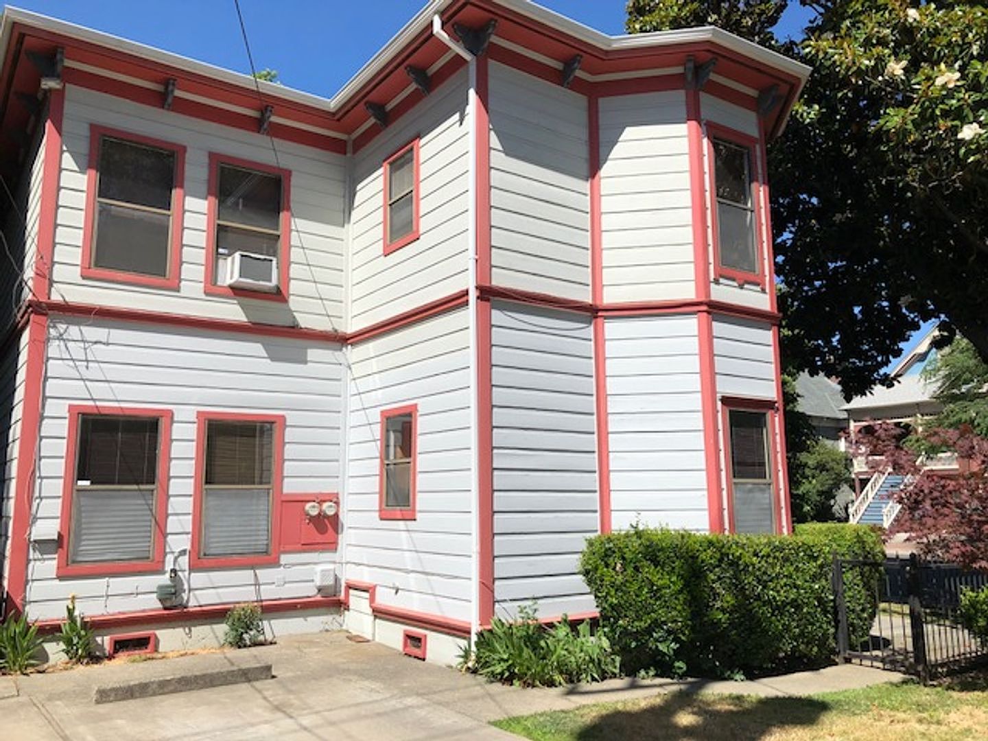 712 1/2 19th St, Sacramento, CA 95811 | Zillow