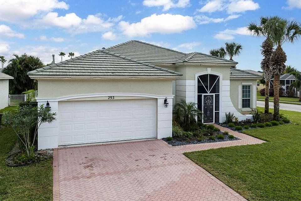 293 SW Lake Forest Way, Port Saint Lucie, FL 34986 | MLS #RX-10914798 ...