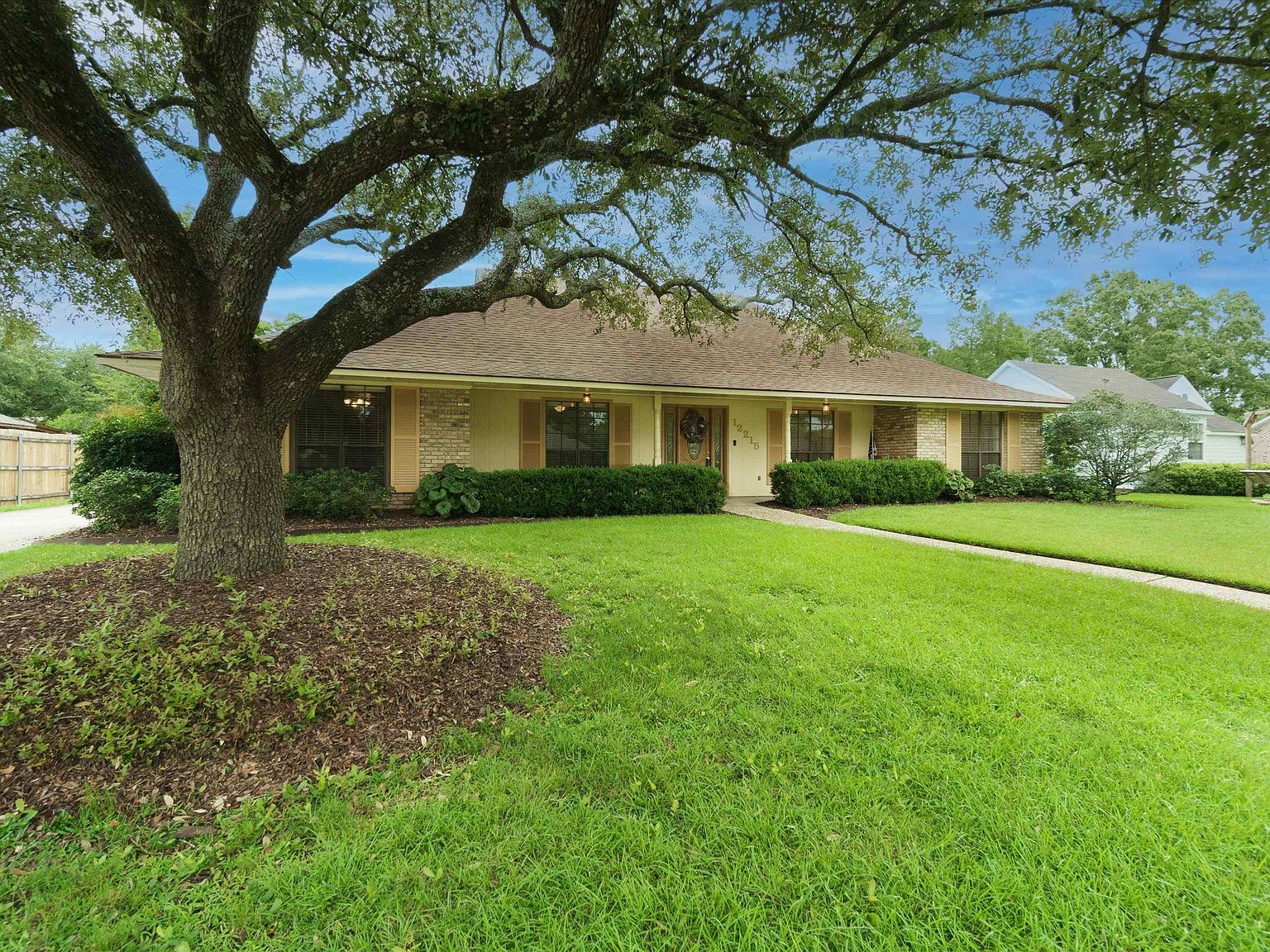 12215 Chester Dr, Baton Rouge, LA 70810 | Zillow