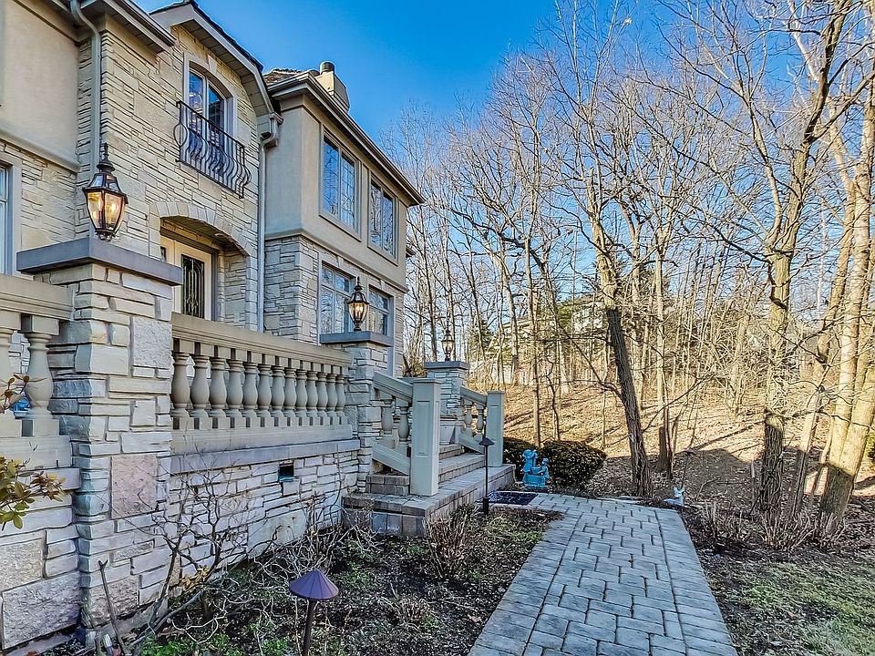 9366 Falling Waters Dr W, Burr Ridge, IL 60527 | Zillow