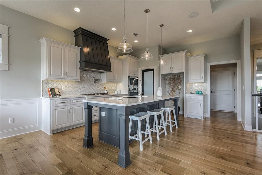 22059 W 94th St, Lenexa, KS 66220 | MLS #2477068 | Zillow