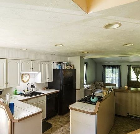 69 Cottage St, Sharon, MA 02067 | Zillow