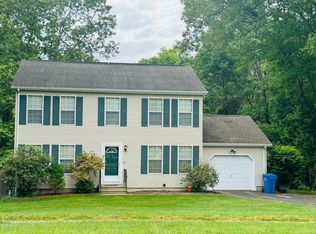 87 Gallivan Ln, Uncasville, CT 06382 | MLS #24039831 | Zillow