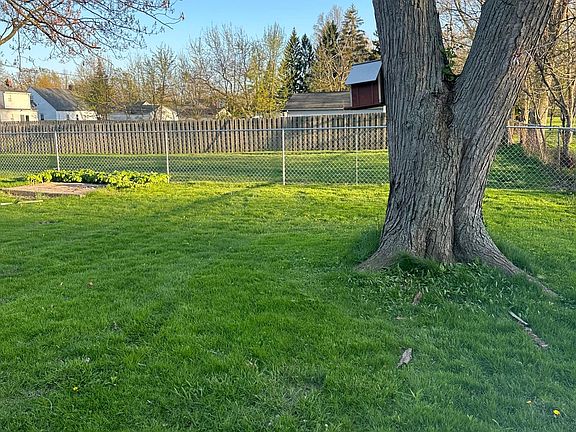 5974 Edgewood Rd, Mayfield Heights, OH 44124 | Zillow