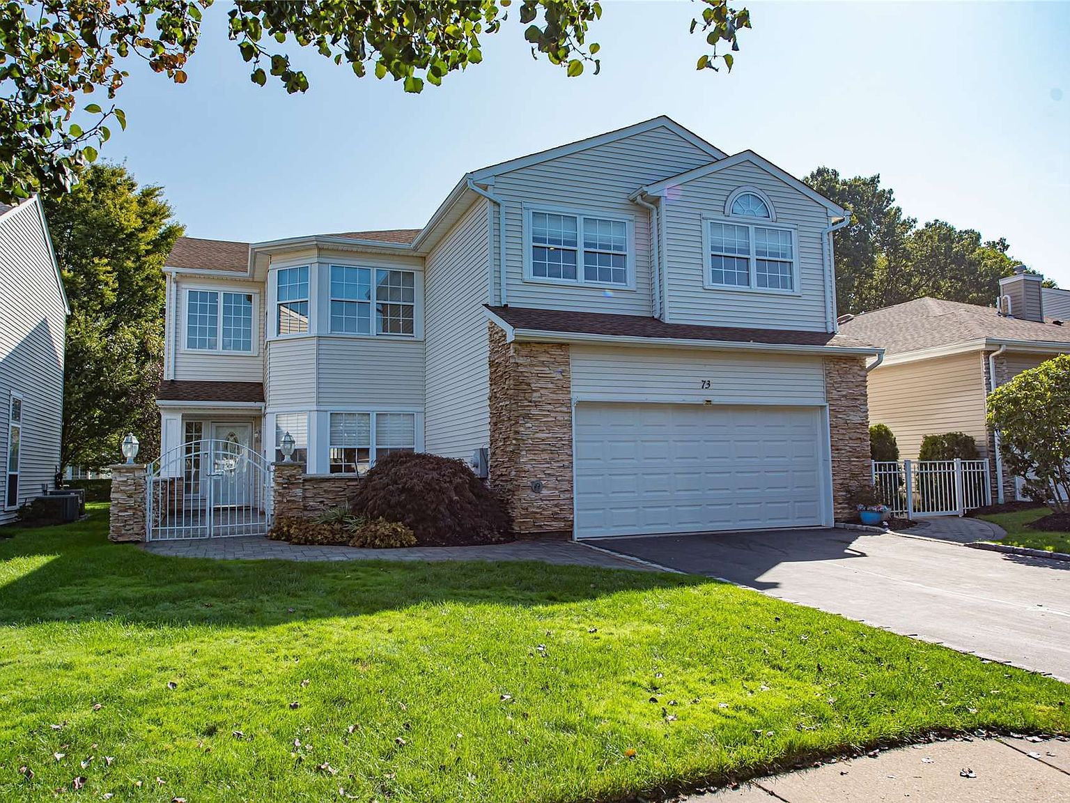 73 Hamlet Drive UNIT 73, Hauppauge, NY 11788 | Zillow