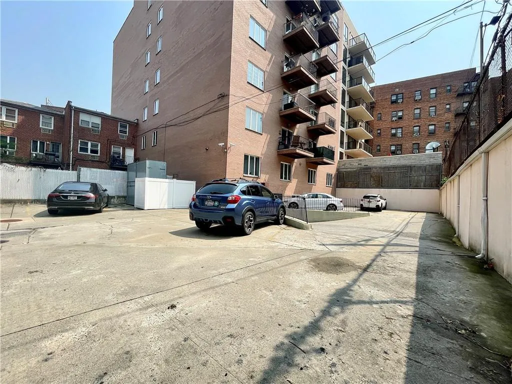 52 92nd Street #6FLA in Fort Hamilton, Brooklyn | StreetEasy