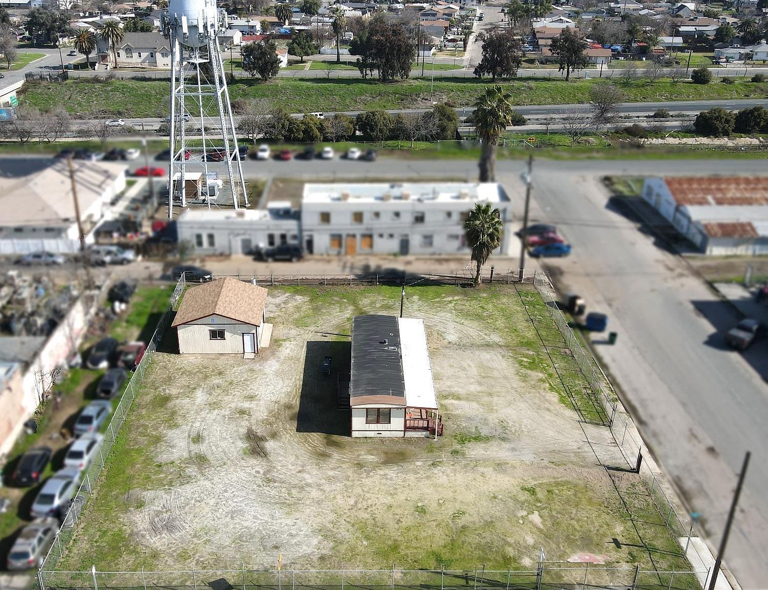 670 S Main St, Pixley, CA 93256 | MLS #202401009 | Zillow