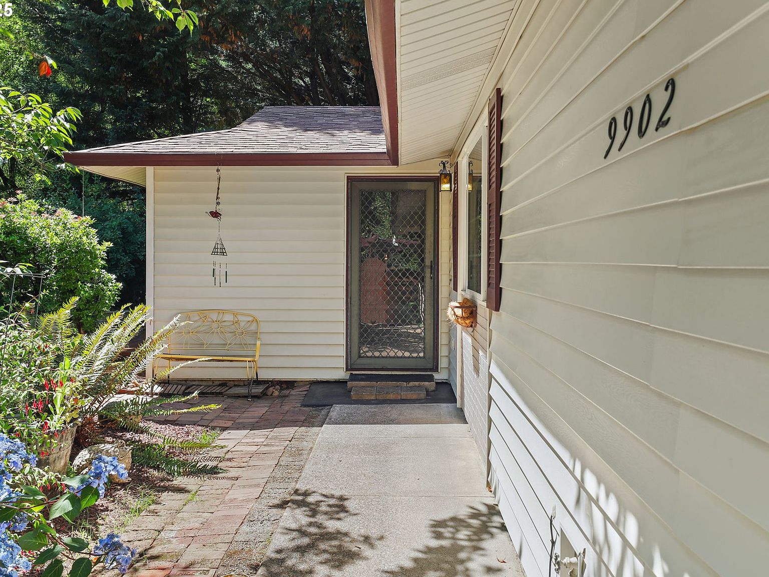 9902 NE Oakhurst Dr, Vancouver, WA 98662 | Zillow