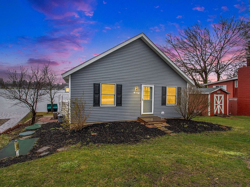 1697 Triangle Lake Rd, Howell, MI 48843 | Zillow