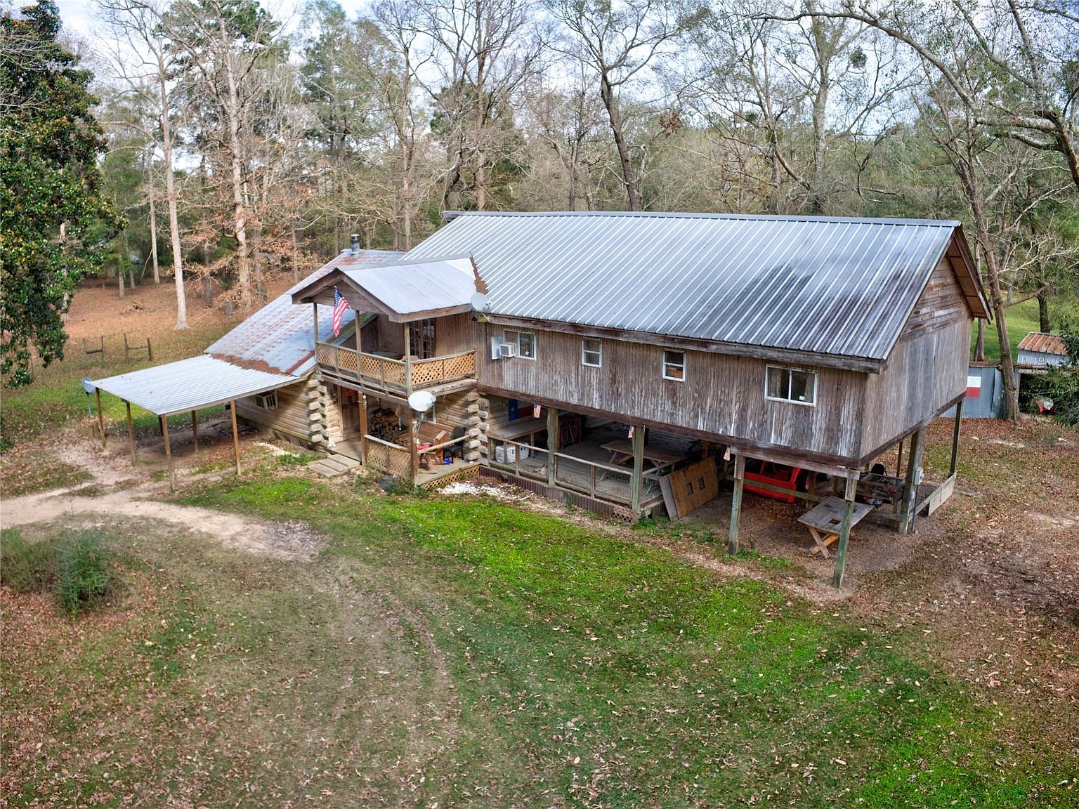 7208 Outlaw Bend Rd, Rye, TX 77369 | Zillow