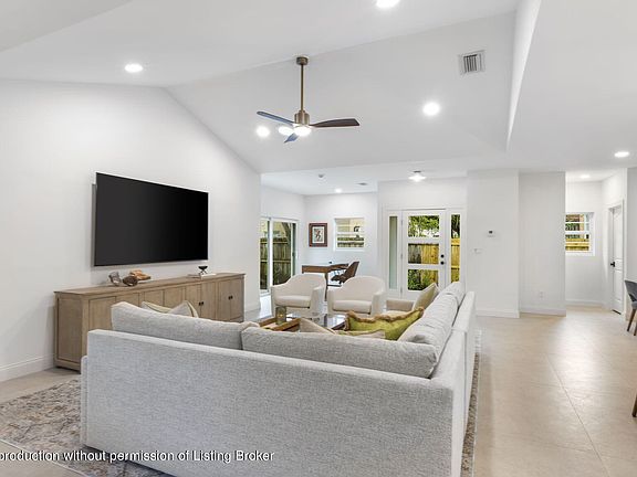 833 Avon Rd, West Palm Beach, FL 33401 | MLS #24-467 | Zillow