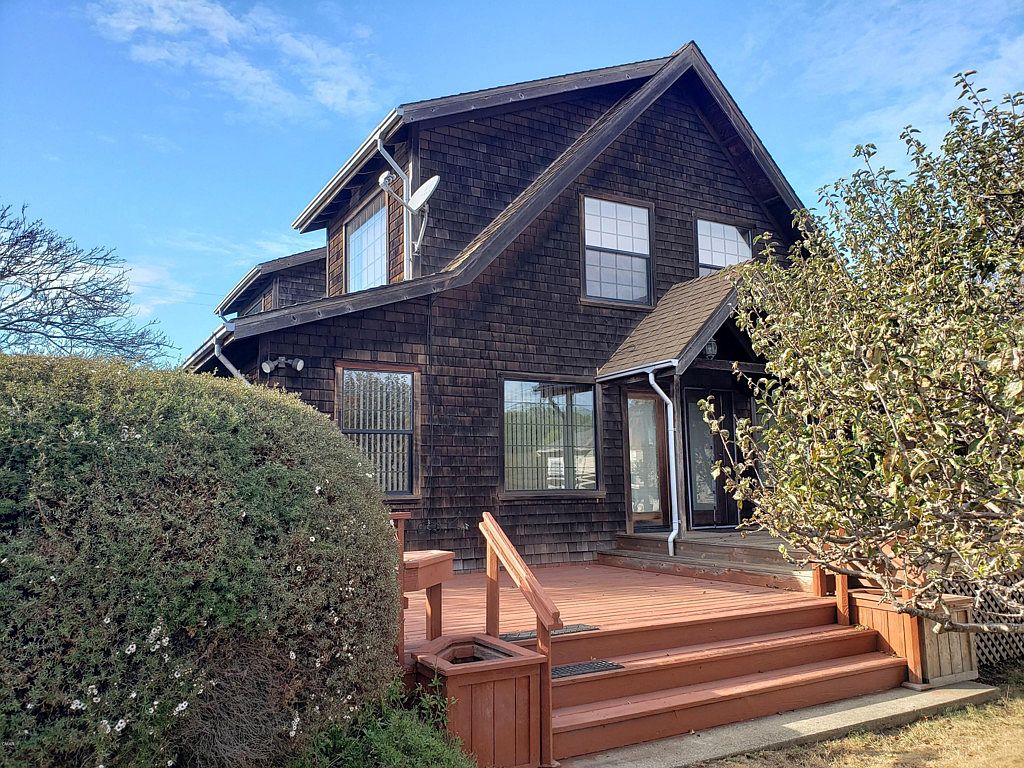 327 S Harold St, Fort Bragg, CA 95437 | Zillow