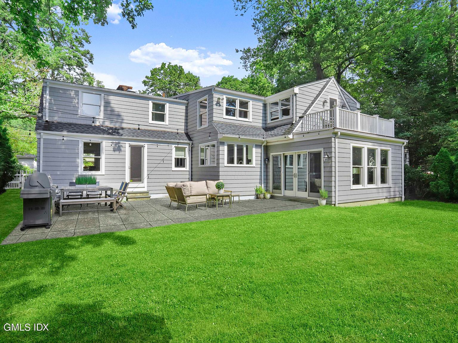 22 Summit Rd, Riverside, CT 06878 | Zillow