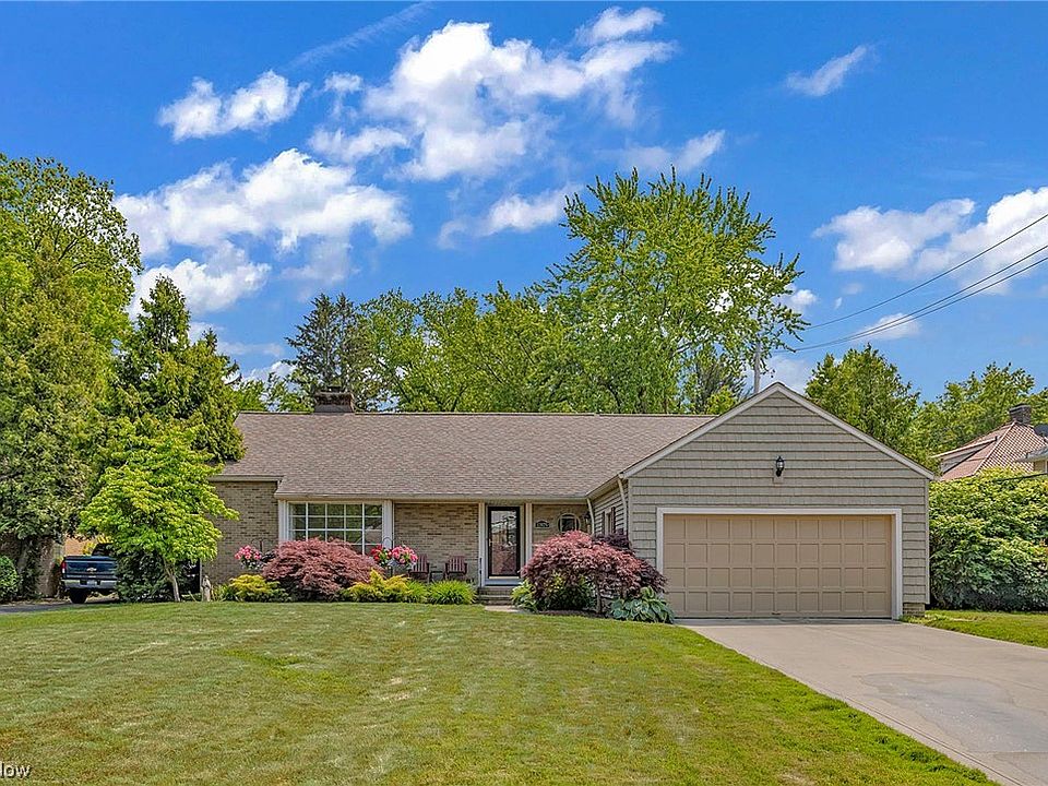 13979 Edgewater Dr, Lakewood, OH 44107 | Zillow