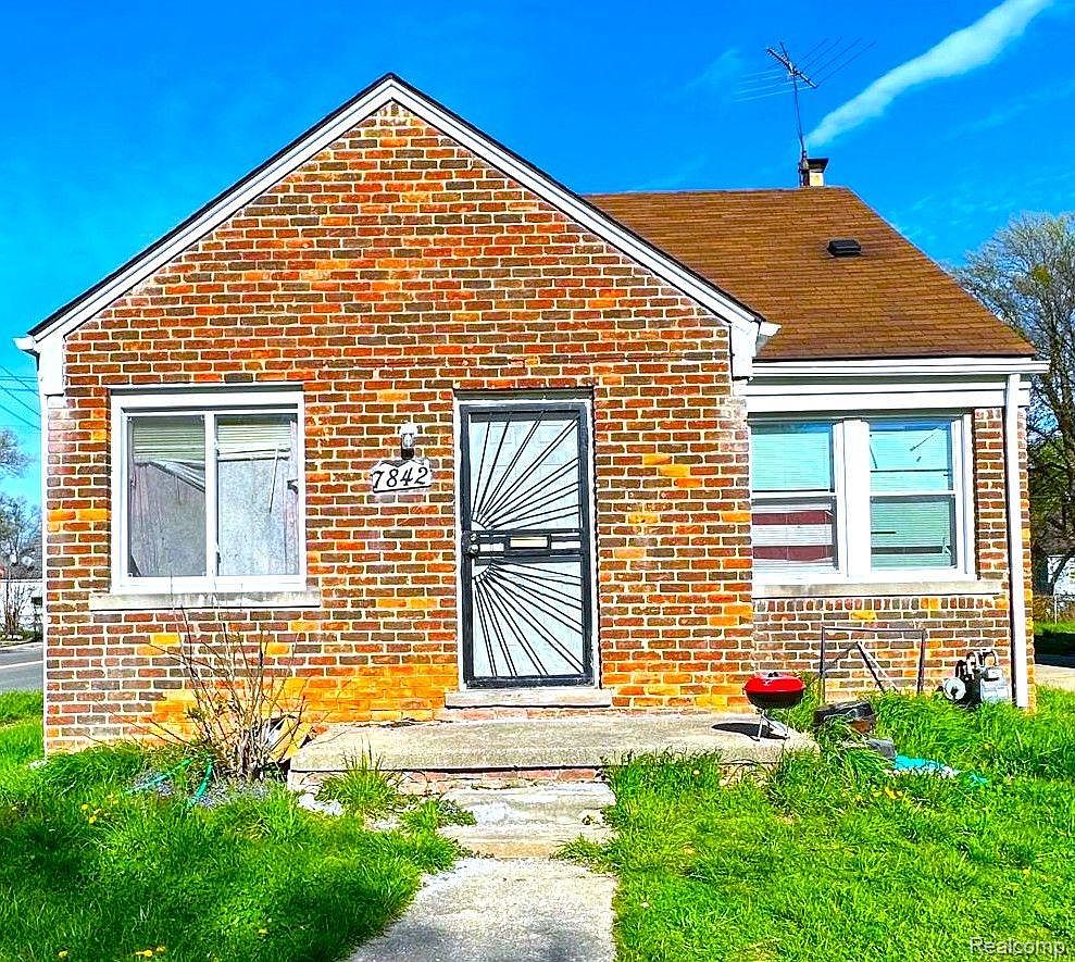 7842 Faust Ave, Detroit, MI 48228 | Zillow