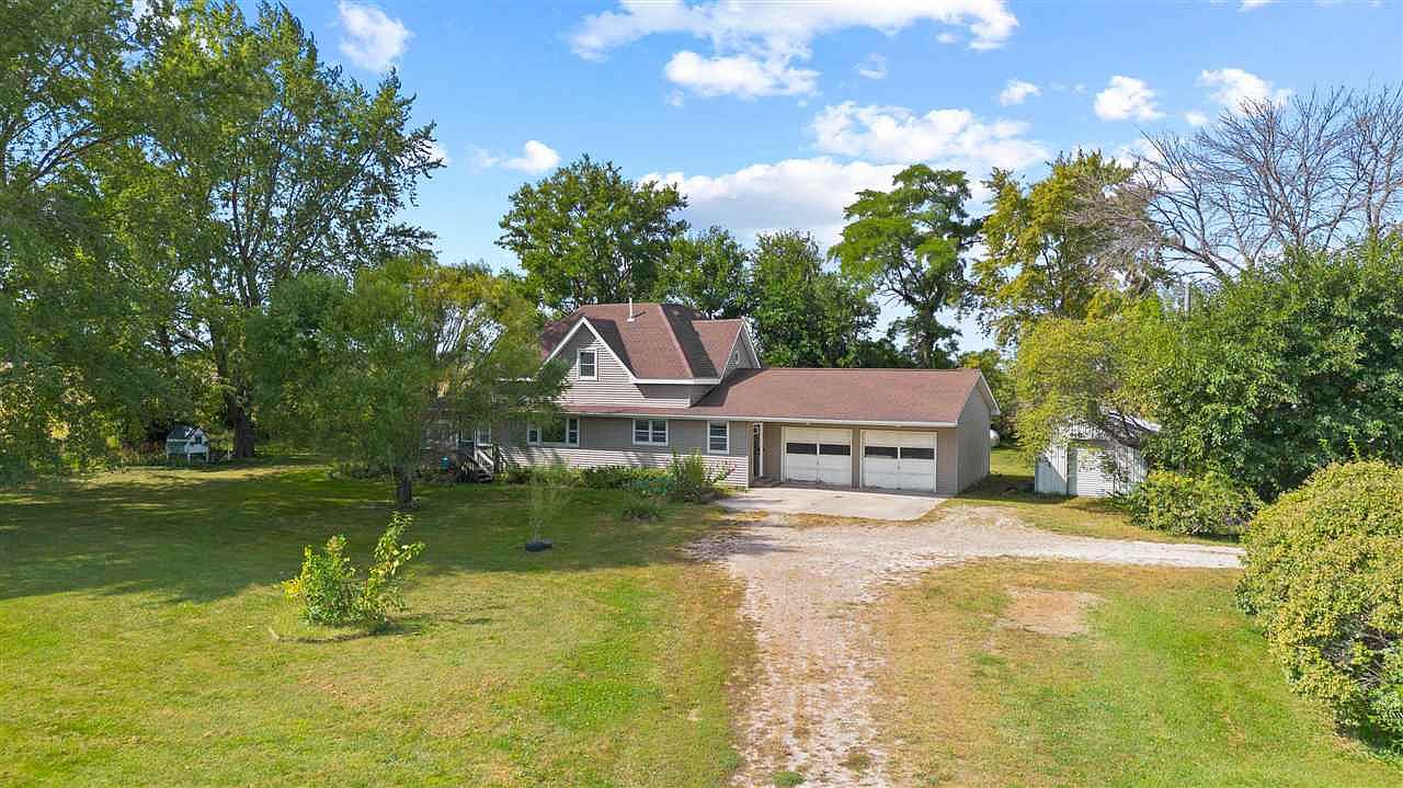 23513 210th St, Conesville, IA 52739 | Zillow