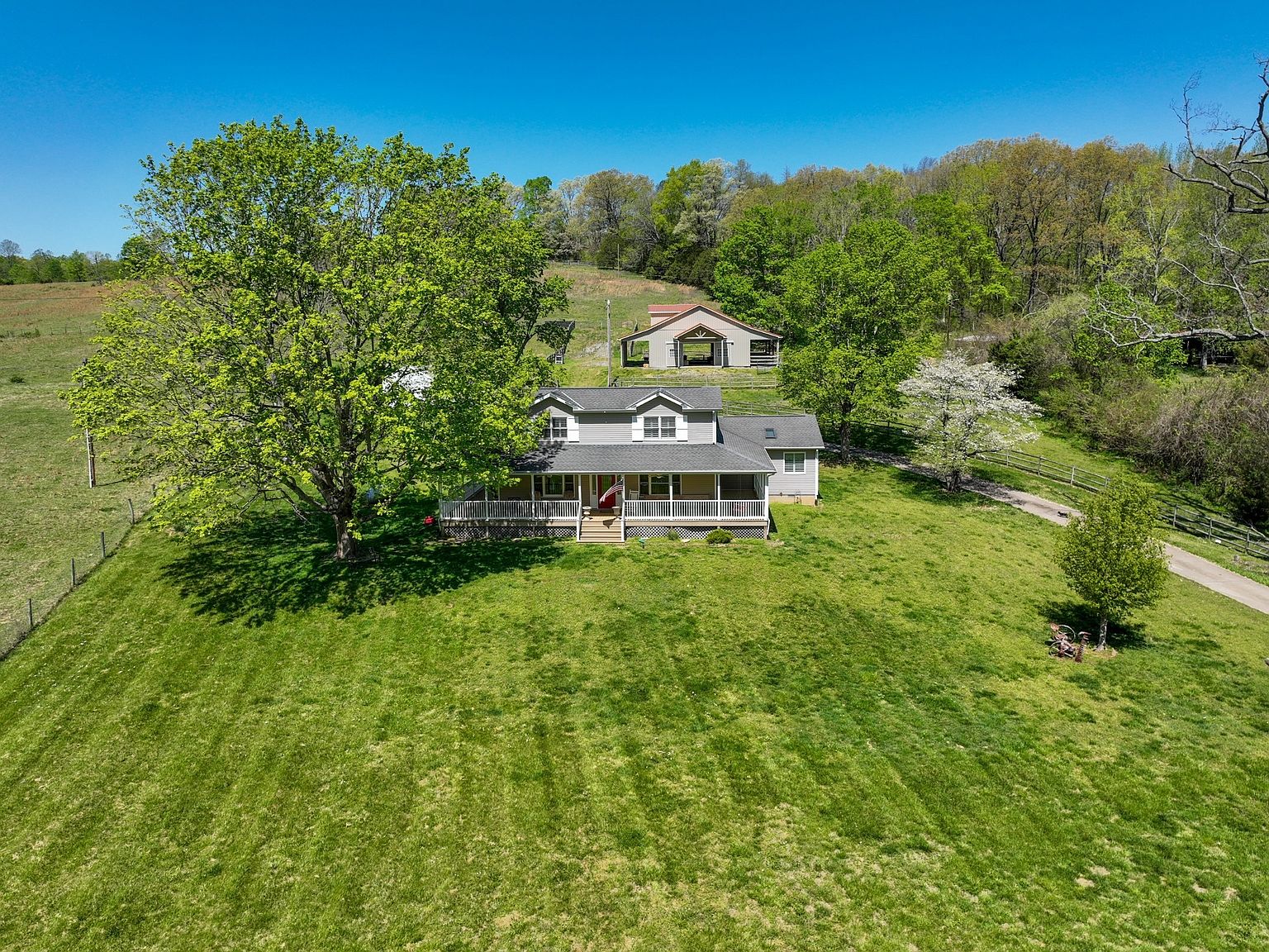 4326 Budds Creek Rd, Cunningham, TN 37052 | MLS #2585211 | Zillow