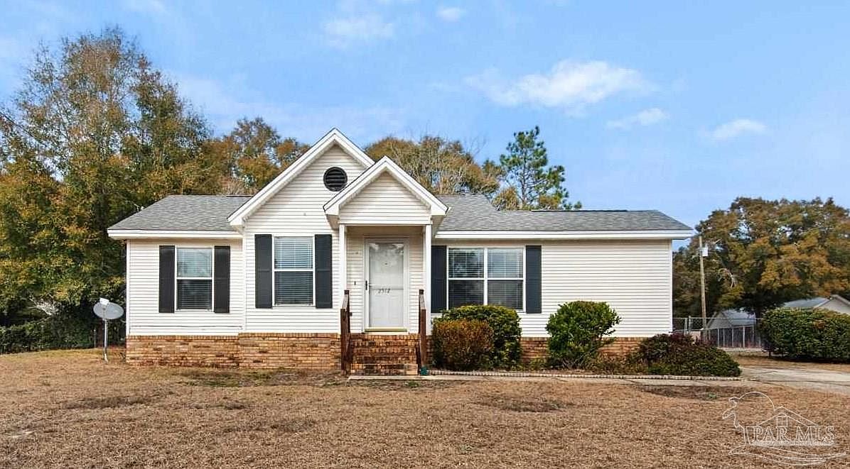 2512 Sunset Dr, Crestview, FL 32536 | Zillow