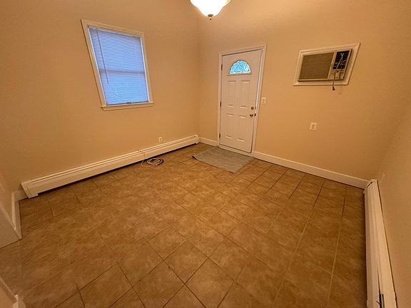 2853 Cleveland Ave, Oceanside, NY 11572 | Zillow