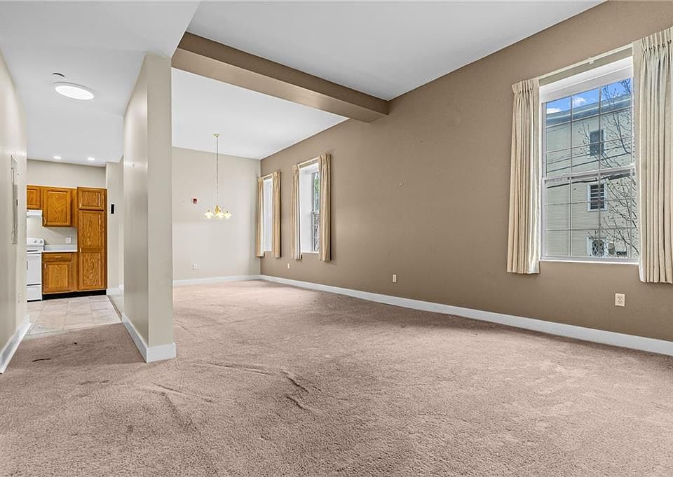 39 Webster St #104, Pawtucket, RI 02860 | Zillow