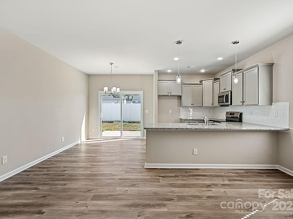 2112 Clapham Ct, Charlotte, NC 28215 | Zillow
