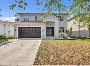 92 Palmetto Ln, Royal Palm Beach, FL 33411 | MLS #F10525354 | Zillow