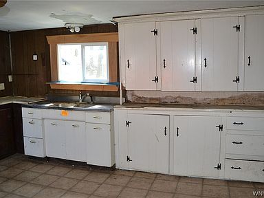 1841 Two Rod Rd, Marilla, NY 14102 | Zillow