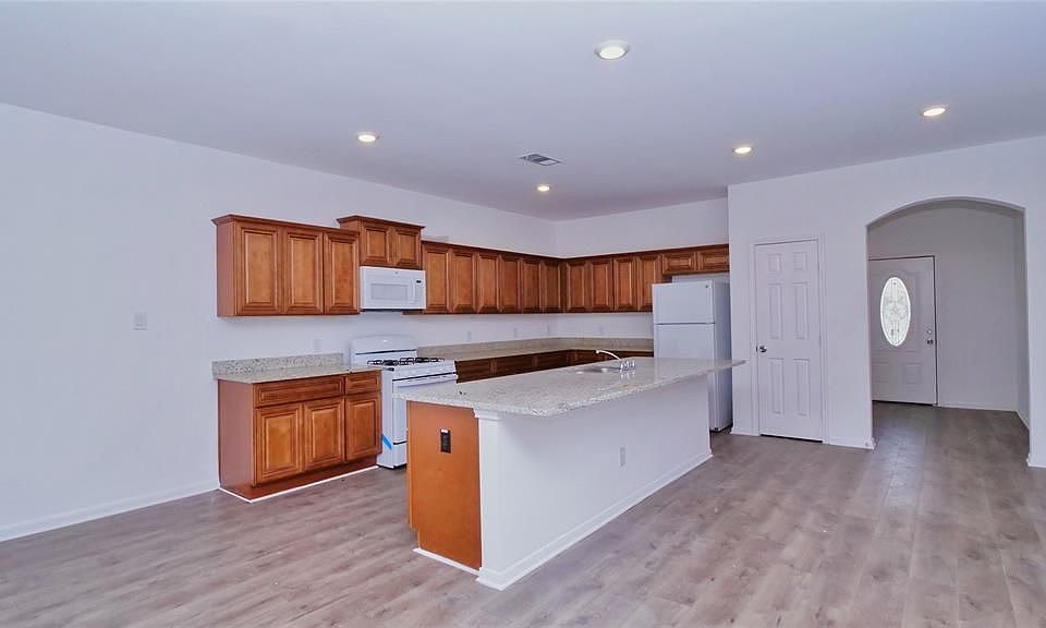 11114 Beverley Park St, Sugar Land, TX 77498 | Zillow