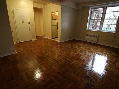 255 E 207th St Bronx NY | Zillow