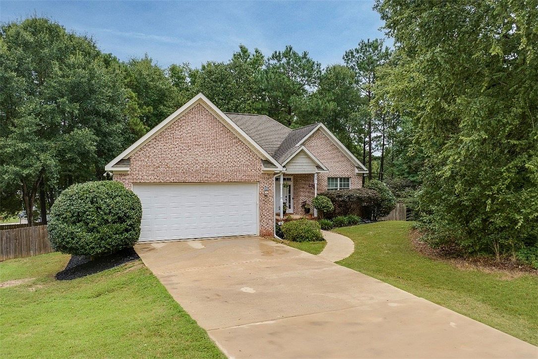 1825 Cobble Hill Ct, Auburn, AL 36830 | Zillow