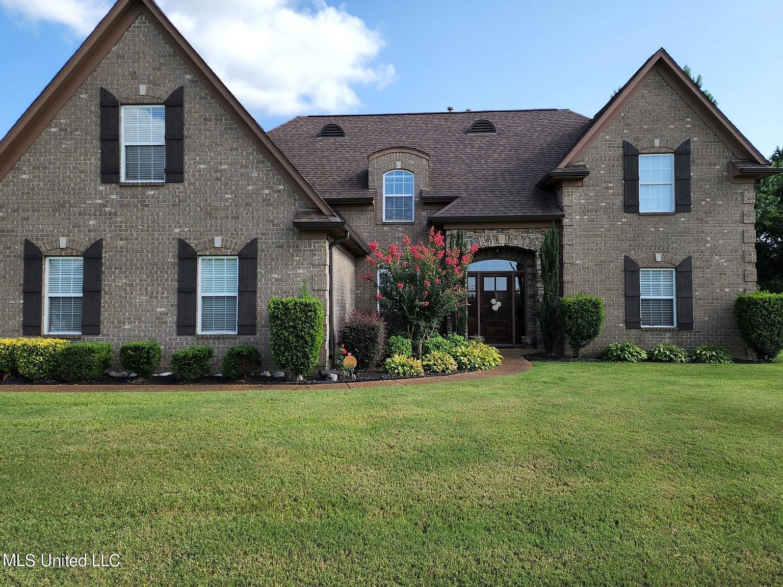 4881 Isabel Dr, Olive Branch, MS 38654 | Zillow