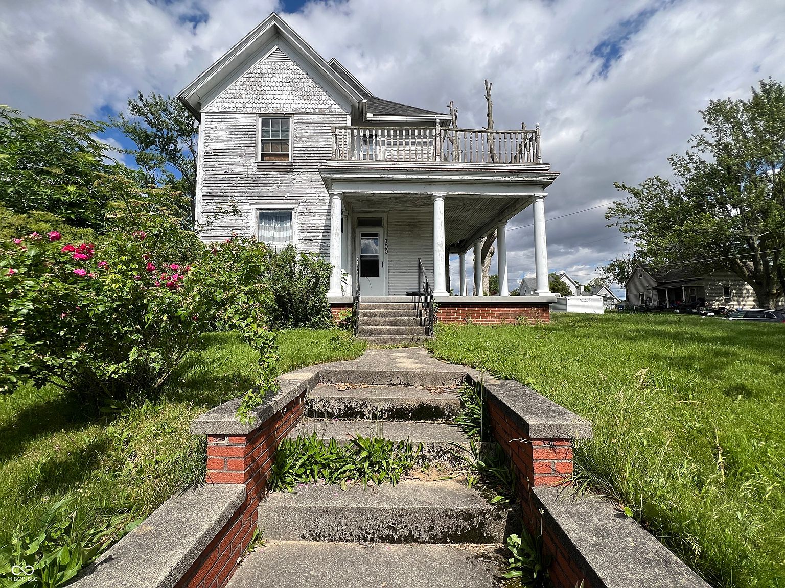 300 N Main St, Summitville, IN 46070 | Zillow