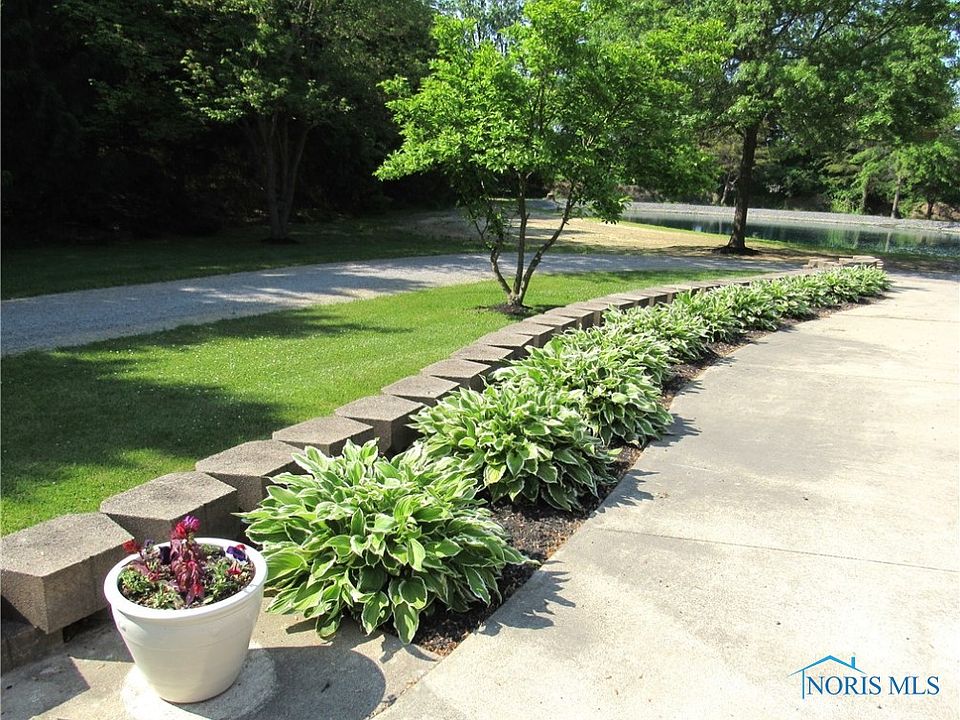 2305 Wilkins Rd, Swanton, OH 43558 | Zillow