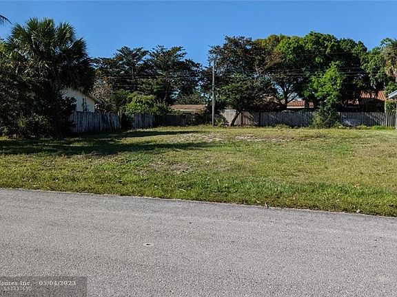 5207 Cleveland Rd, Delray Beach, FL 33484 | MLS #F10379381 | Zillow