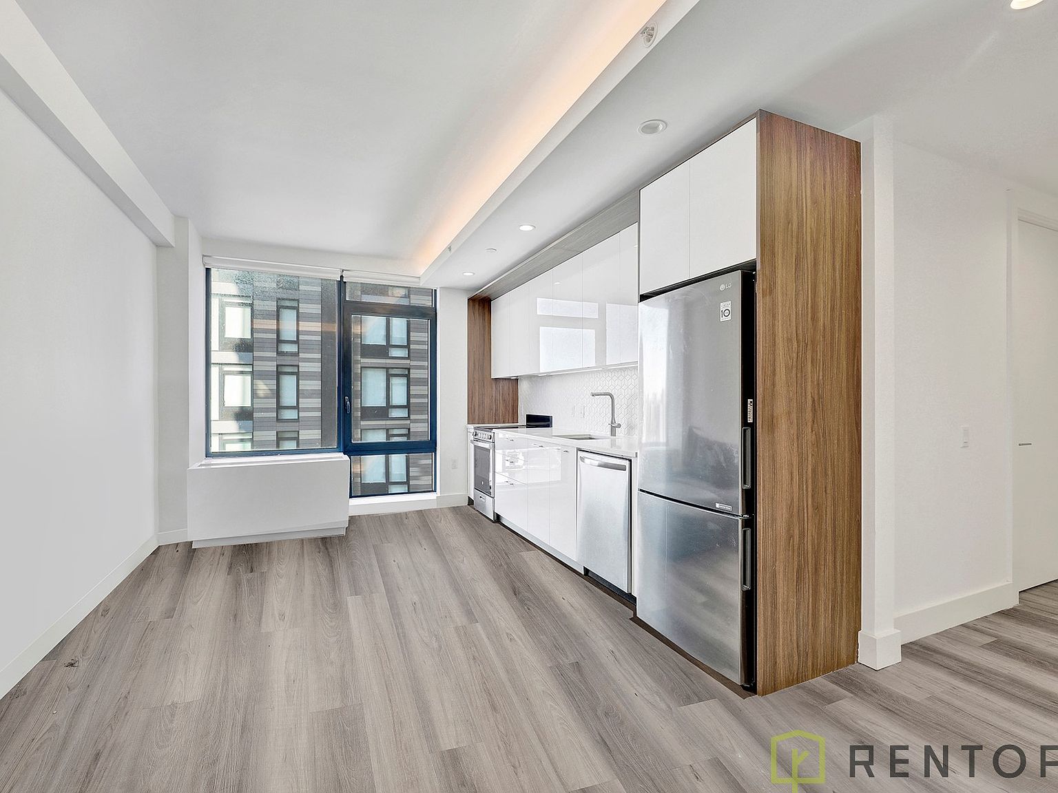 224 E 135th St #204, Bronx, NY 10451 | Zillow