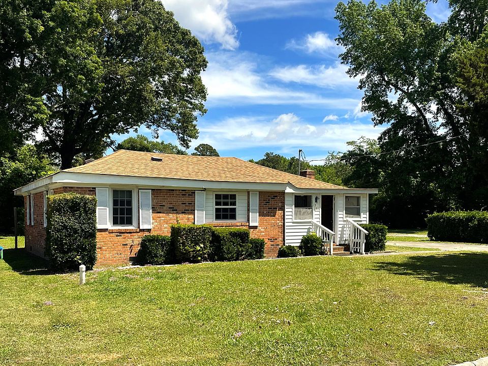 320 & 14 Paxton Street, Elizabeth City, NC 27909 | Zillow