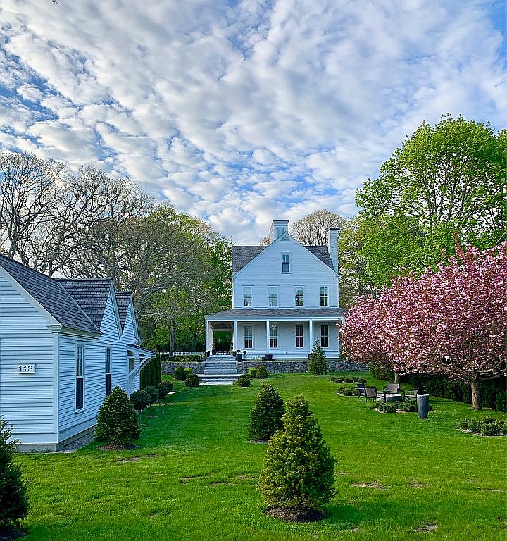 113 Pond St, Osterville, MA 02655 | Zillow