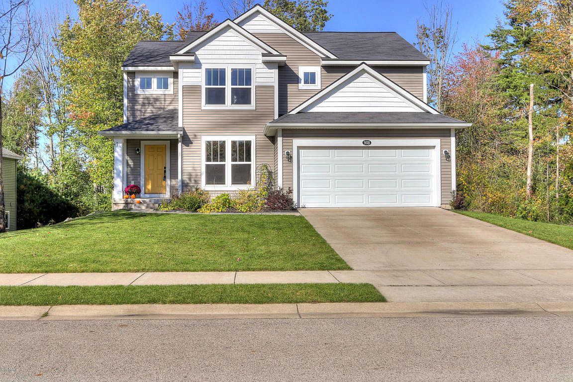 908 Ashlee, Norton Shores, MI 49441 | Zillow