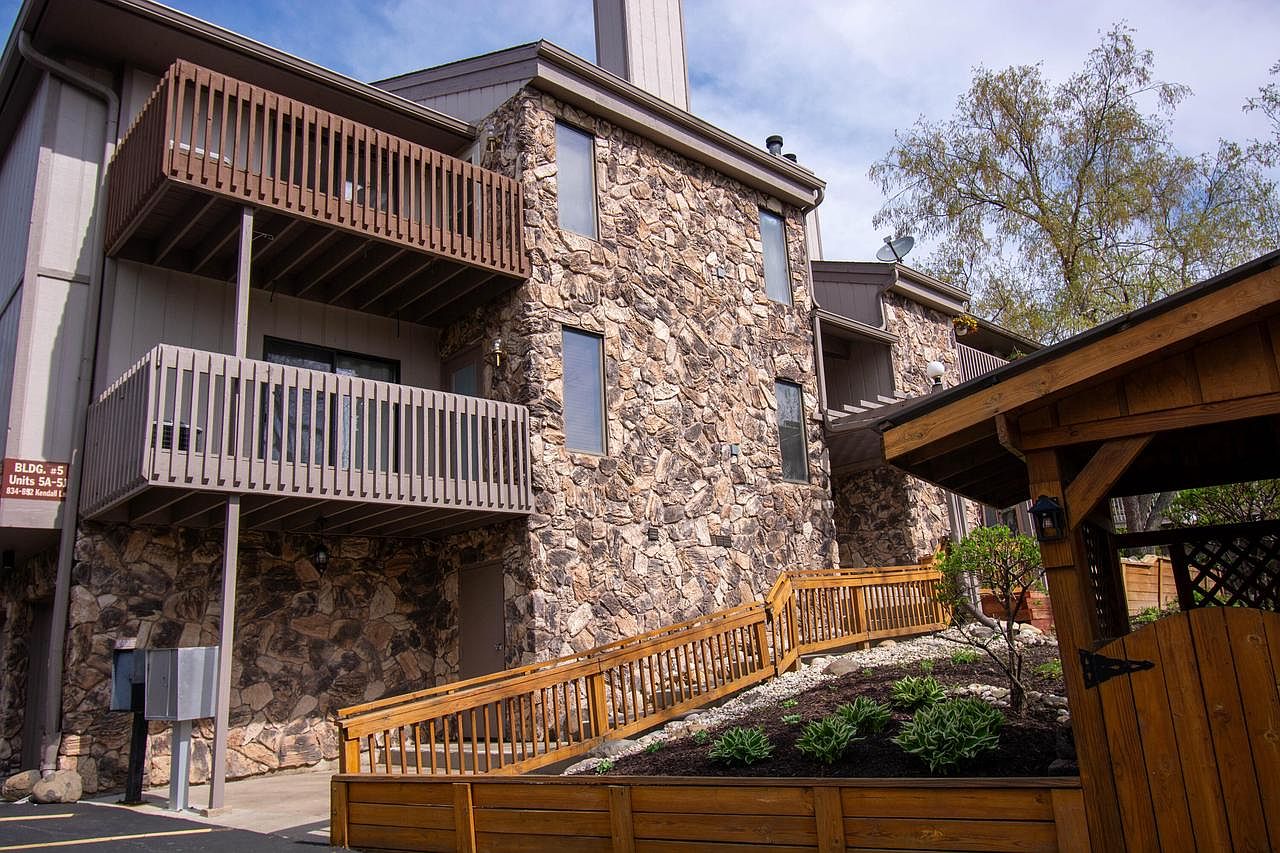 848 Kendall LANE #5H, Lake Geneva, WI 53147 | Zillow