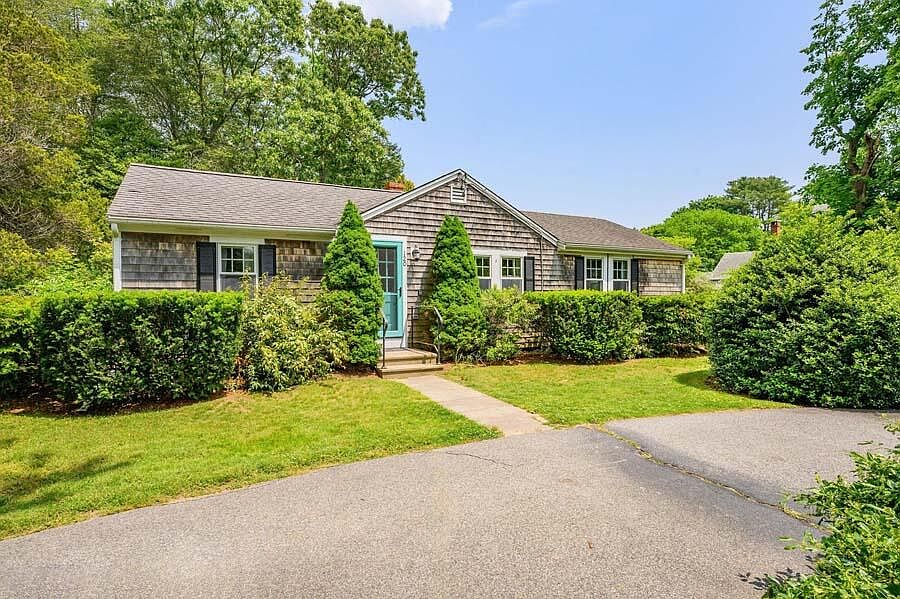 120 Main Street, Cotuit, MA 02635 | Zillow