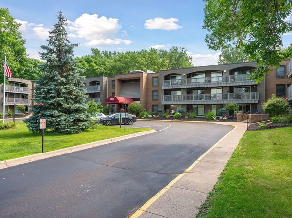 Roseville MN Condos & Apartments For Sale - 14 Listings | Zillow