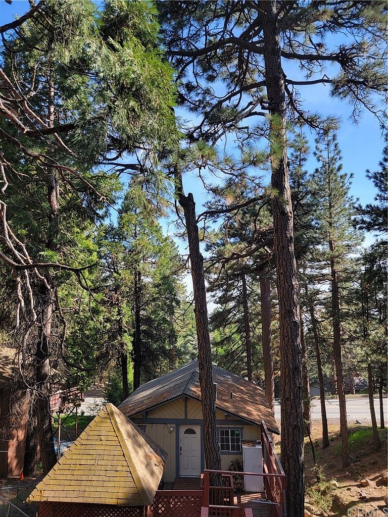 31335 Circle View Dr, Running Springs, CA 92382 | Zillow 31335 Circle View Dr, Running Springs, CA 92382 | Zillow