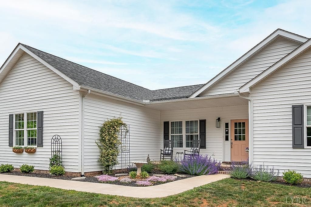 386 Hartless Rd, Amherst, VA 24521 | Zillow