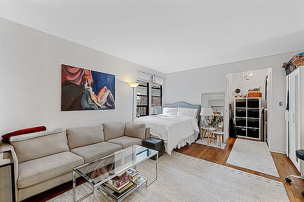54 E 8th St APT 4K, New York, NY 10003 | Zillow