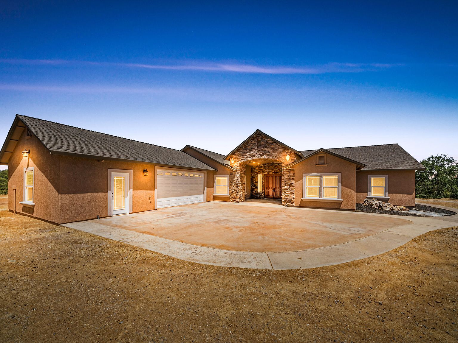 18613 Saddleback Ridge Loop, Cottonwood, CA 96022 | Zillow