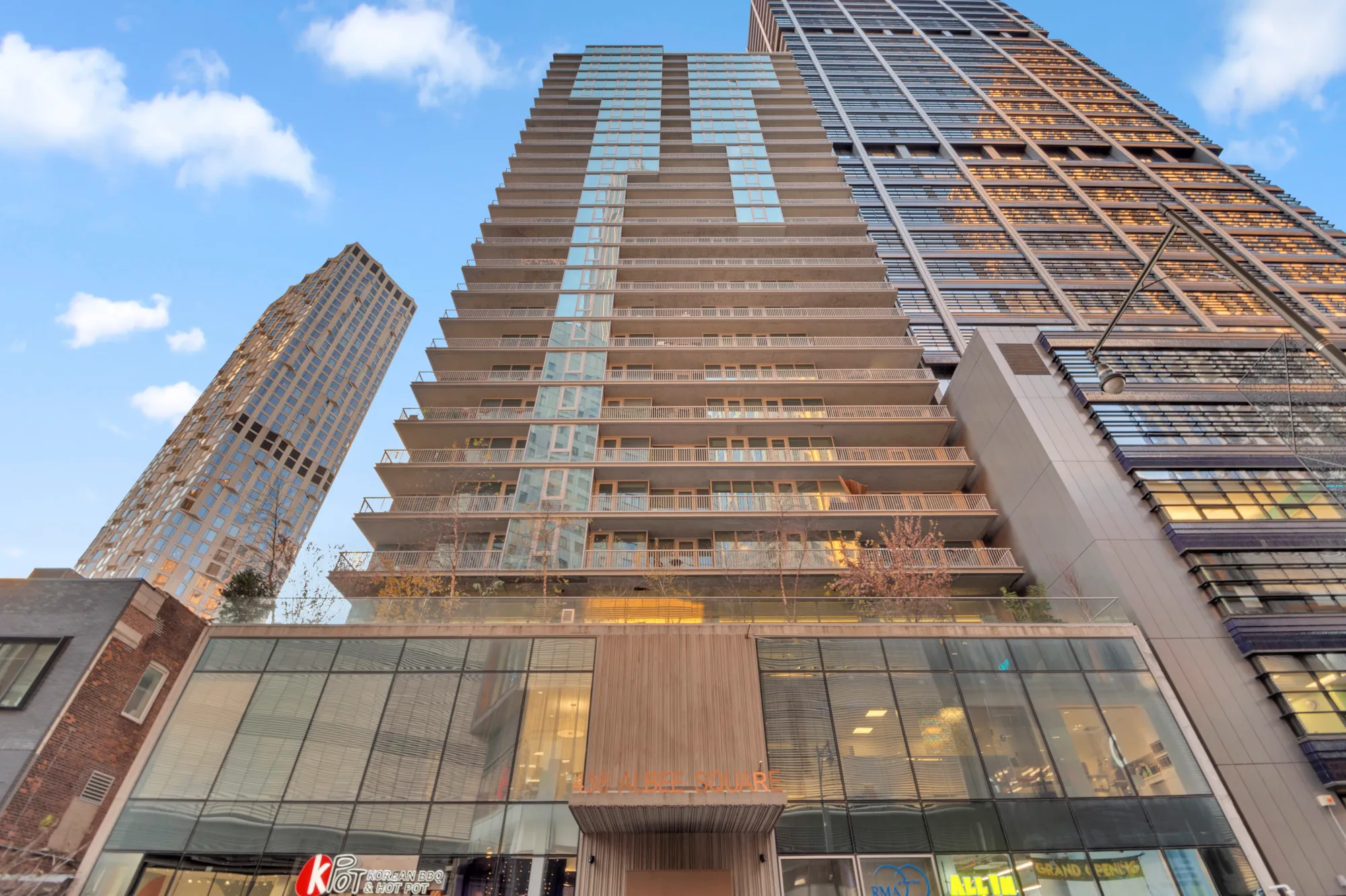 Canvas Albee Square at 430 Albee Square in Downtown Brooklyn : Sales ...