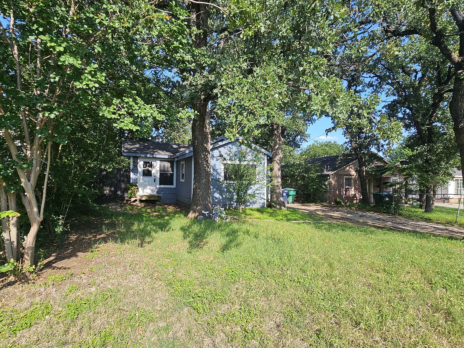 424 N Ruddell St, Denton, TX 76209 | Zillow